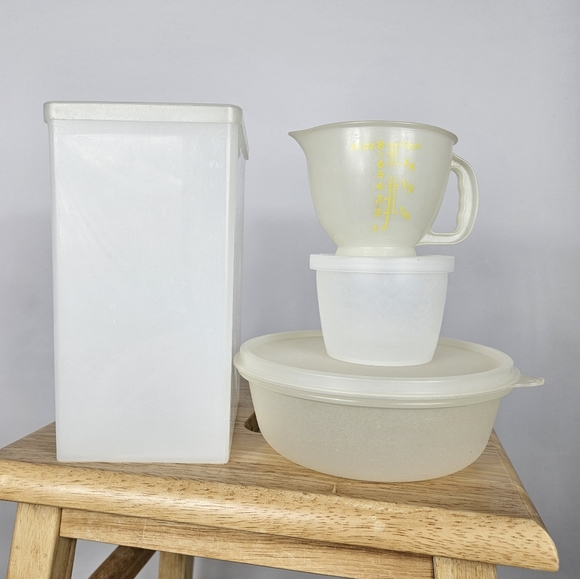 Tupperware | Kitchen | Vintage Tupperware Bundle | Poshmark